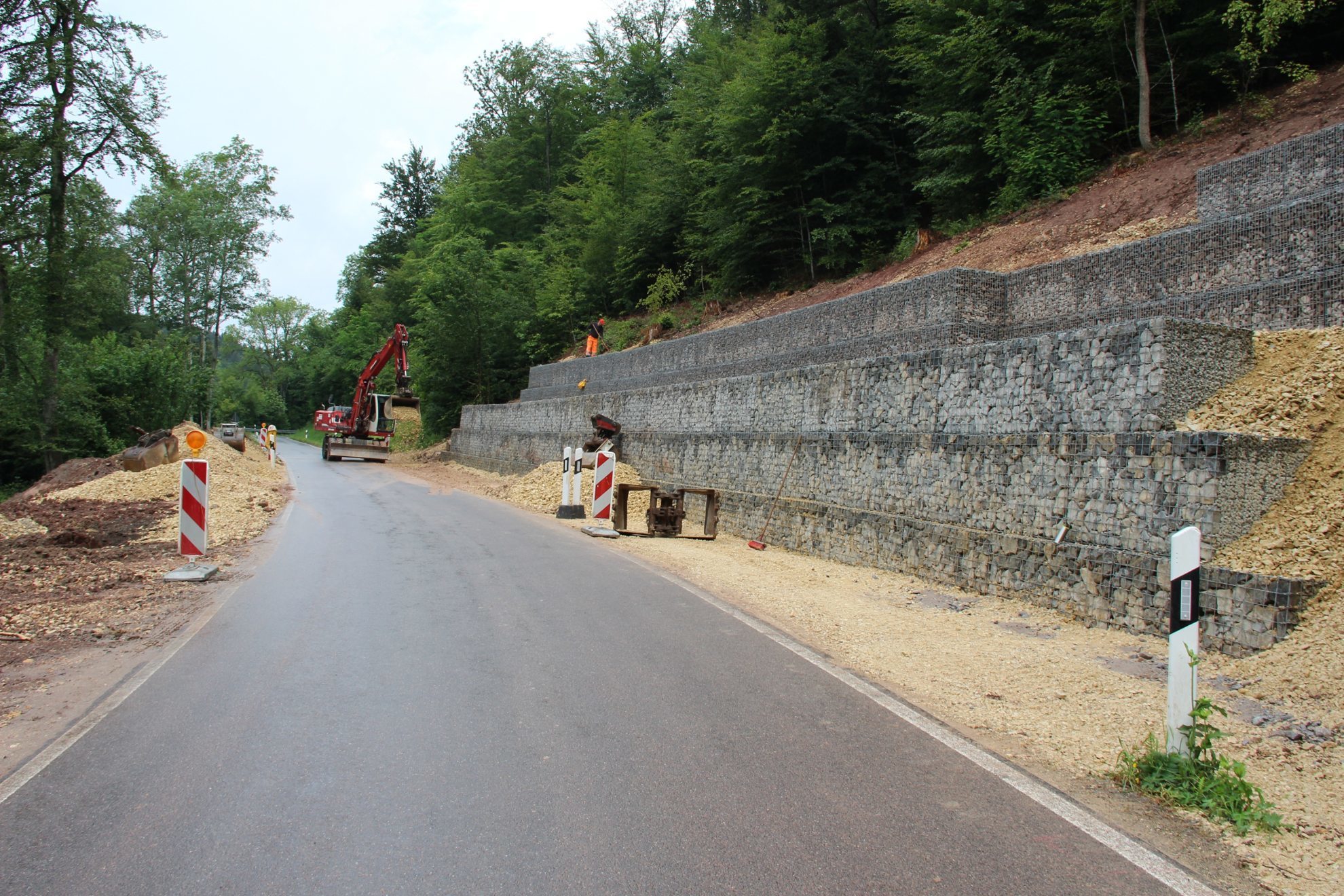 Jetzt ist der Hang wieder gesichert - Nachrichten aus Plüderhausen ...
