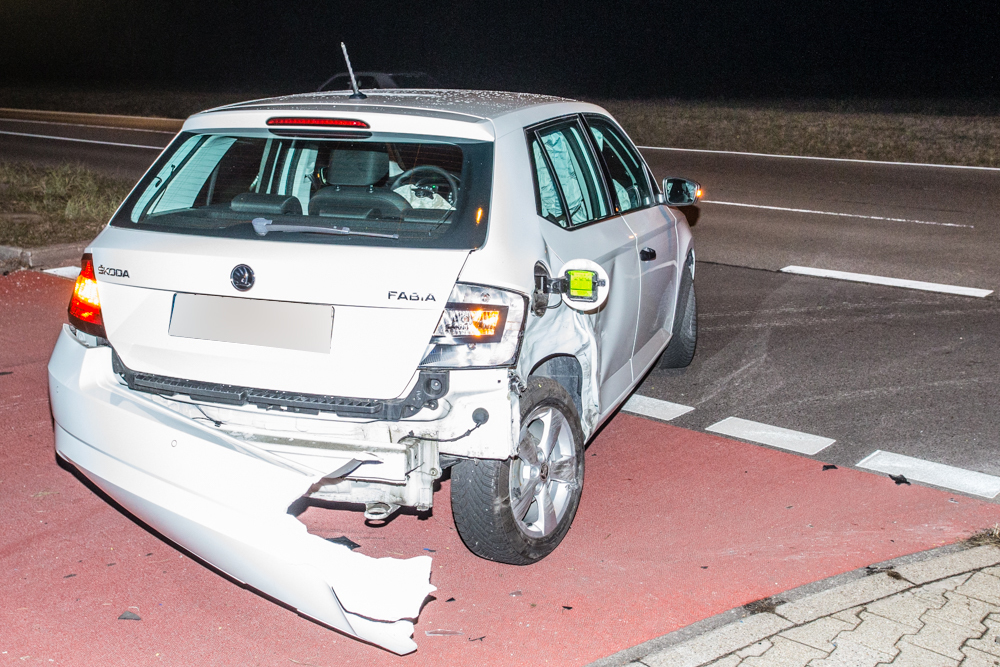 Schwerer Unfall mit Streifenwagen: Zwei Verletzte - Polizeibericht Rems-Murr-Kreis ...