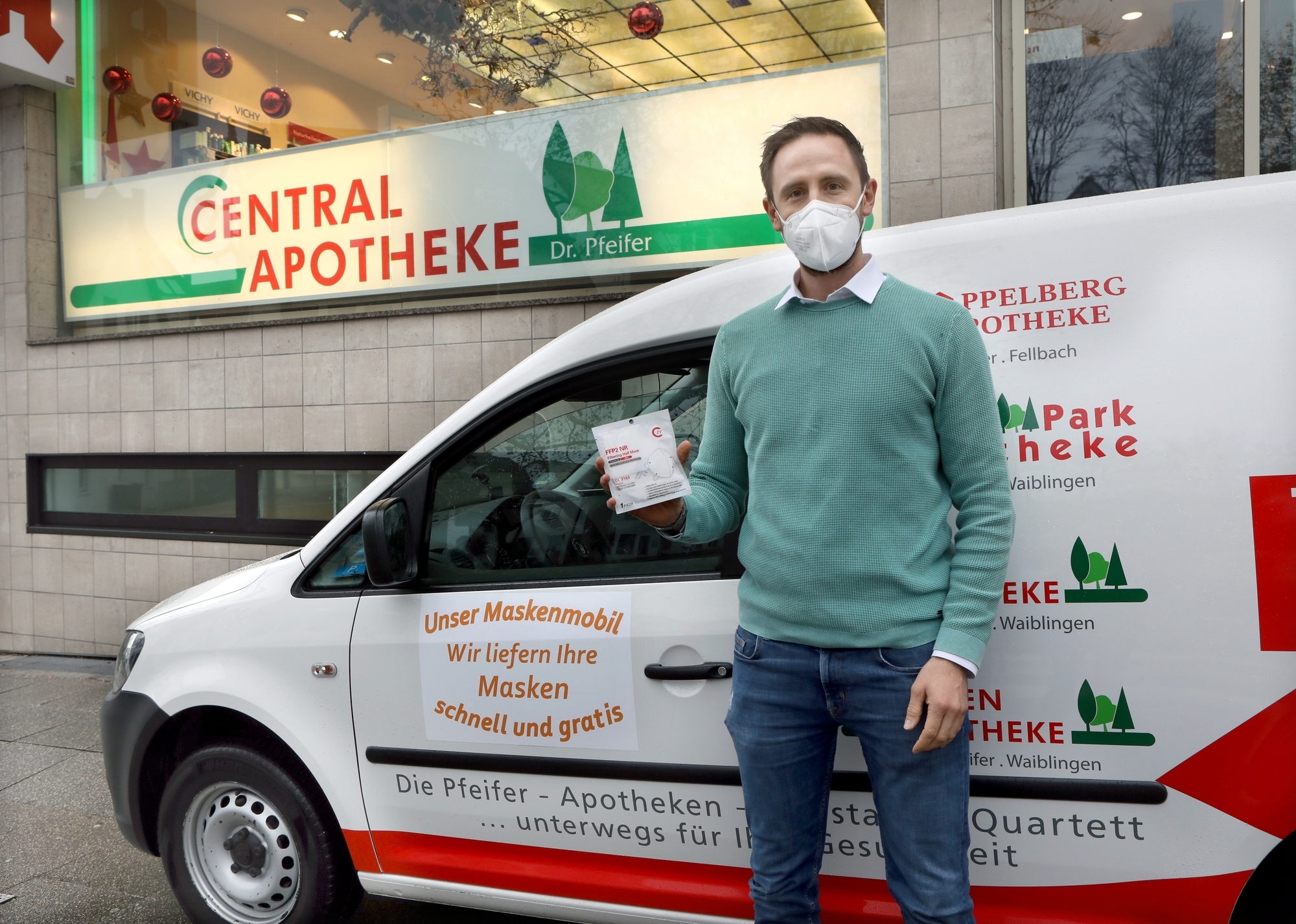 Maskenmobil für den Rems-Murr-Kreis: Apotheker Patrick Pfeifer aus ...