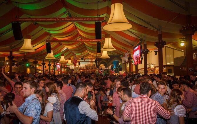 Partyband heizt im Wasen-Zelt ein - Nachrichten aus Stuttgart ...