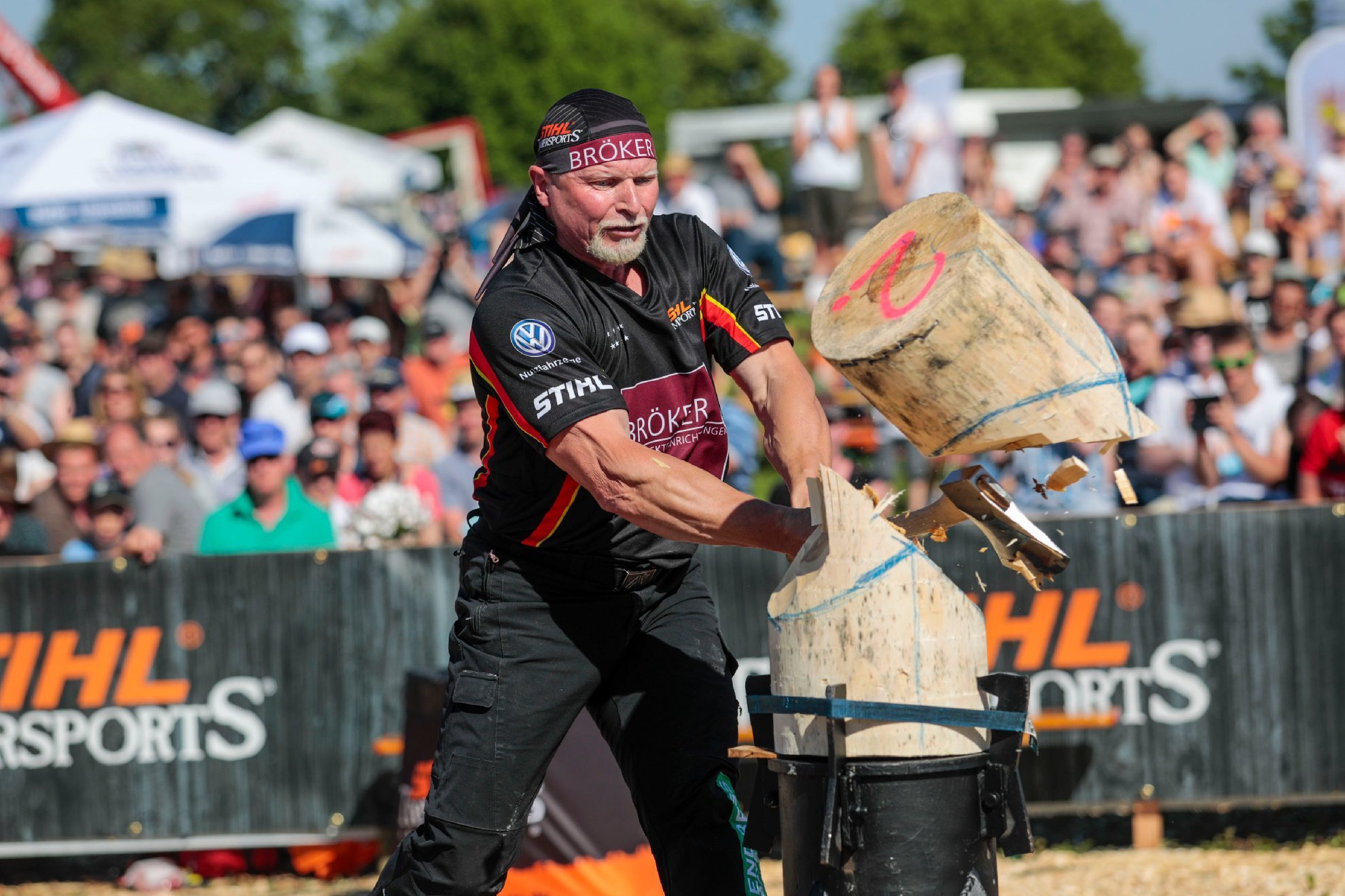 Robert Ebner gewinnt Timbersports-Auftakt - Sport-News aus dem Rems ...