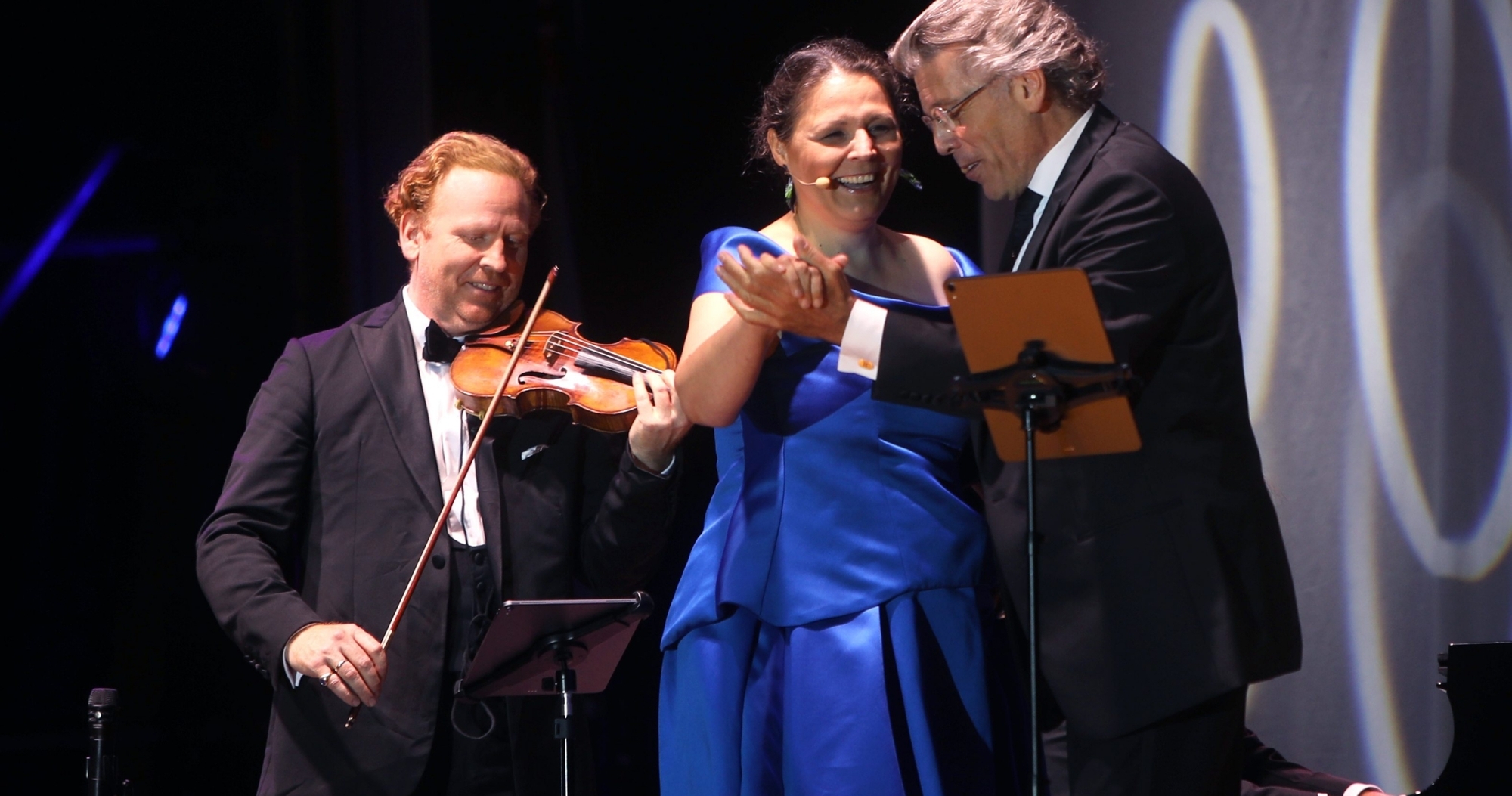 Melanie Diener erklärt Waiblingen ihre Liebe mit romantischen Songs ...