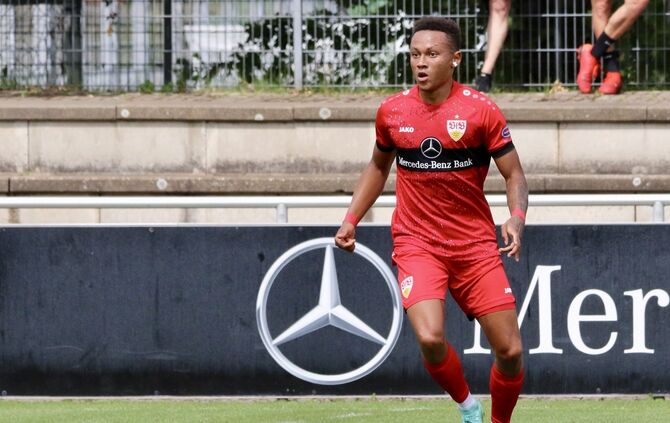 VfB-Profi Roberto Massimo für die deutsche U21-Nationalmannschaft ...