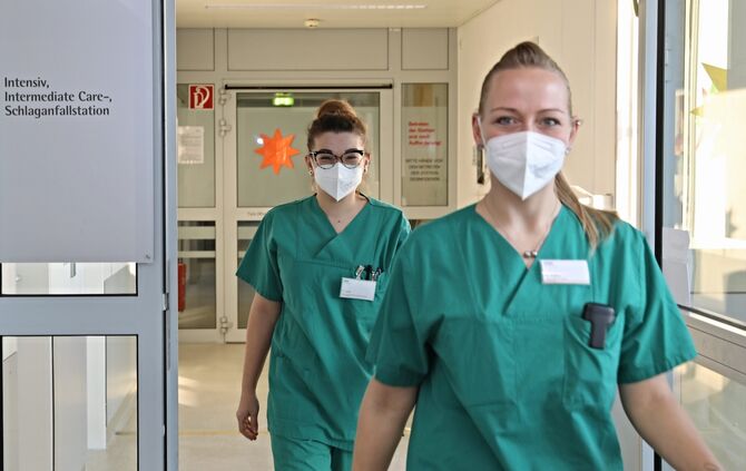 Intensivpflege am Krankenhaus Schorndorf: Am Limit, aber für Zuspruch ...