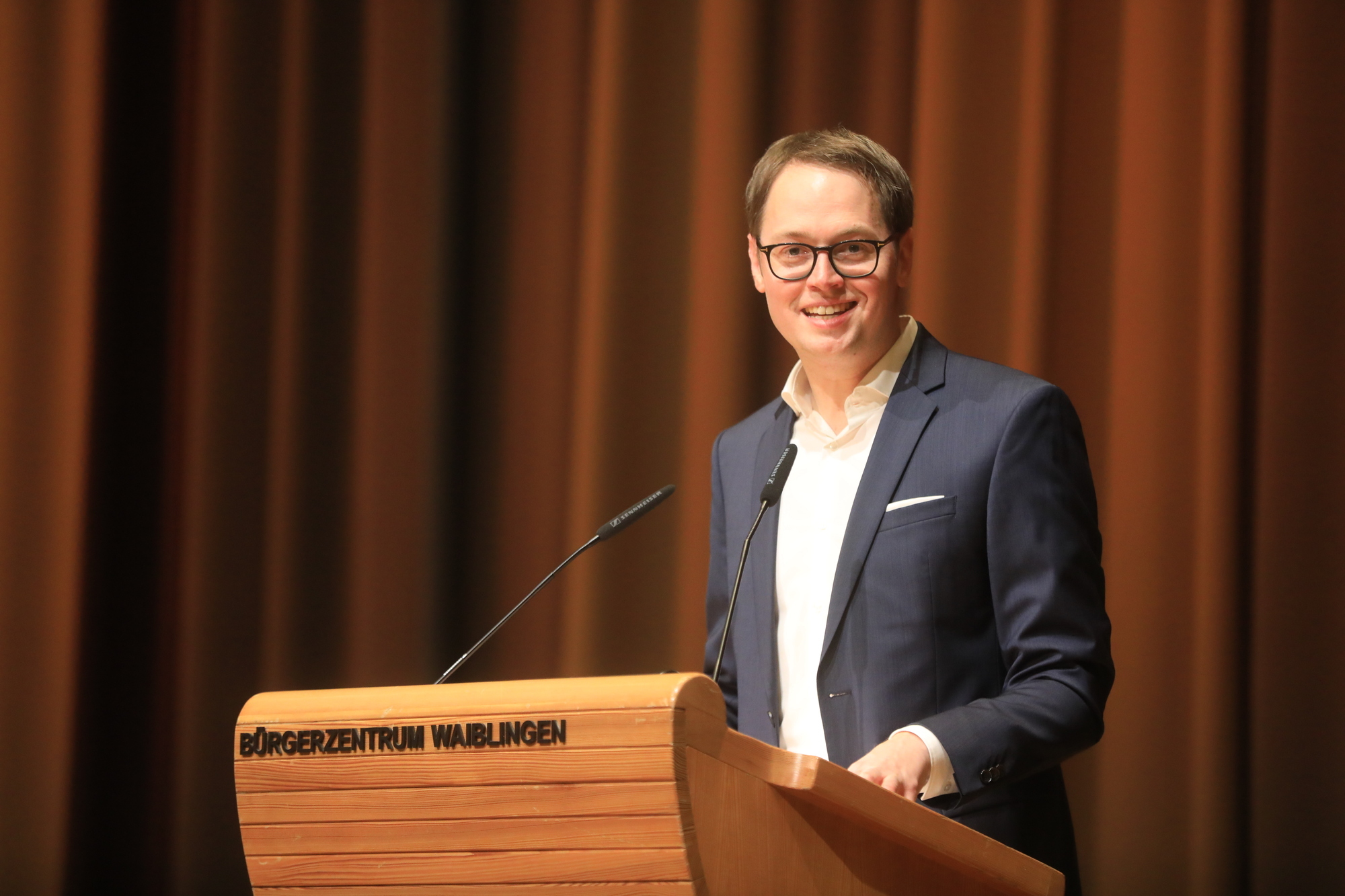 OB-Wahl Waiblingen: So lief die erste Vorstellung des Kandidaten ...