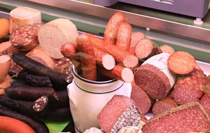 Metzger Walz: Immerhin wieder Mittagstisch in der Beckengasse Urbach ...