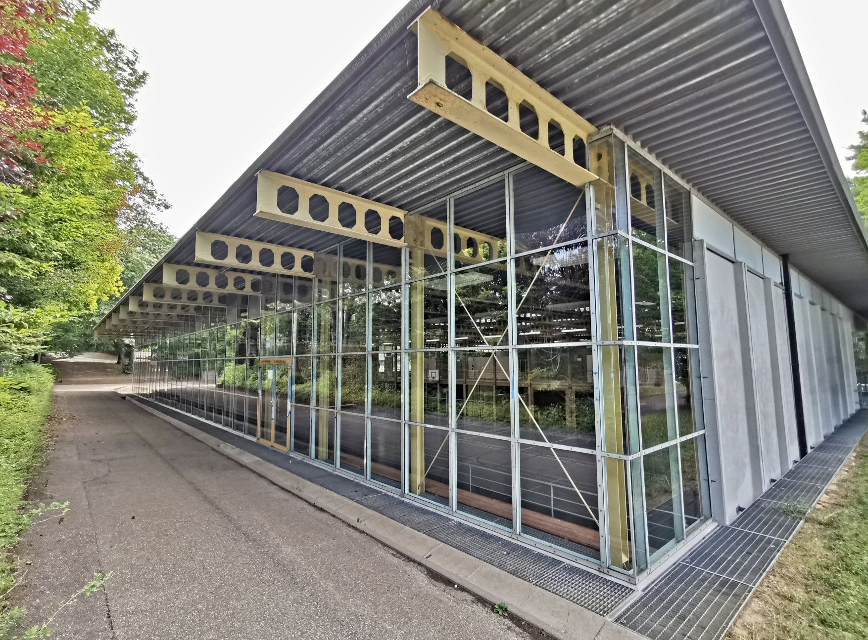 Waiblingen: Sporthalle beim Salier-Schulzentrum wird zum Kulturdenkmal ...