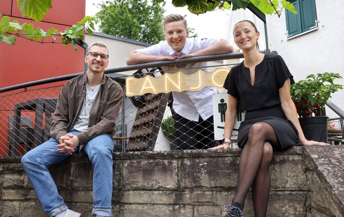 Spannendes Experiment beim Lamm in Hebsack: Pop-up-Restaurant "Anjo ...