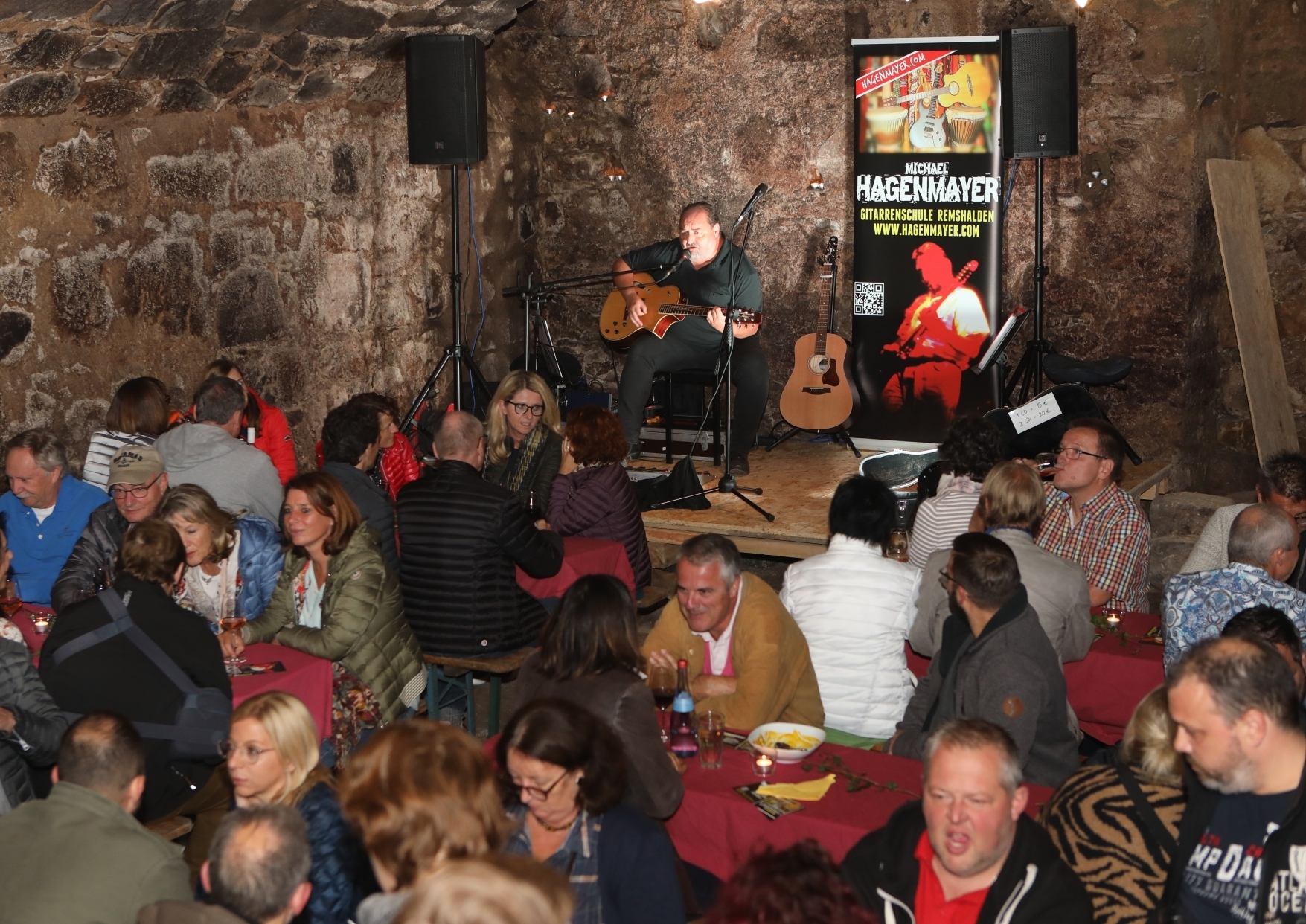 Nacht der Keller in Weinstadt findet 2022 wieder statt: Das erwartet ...