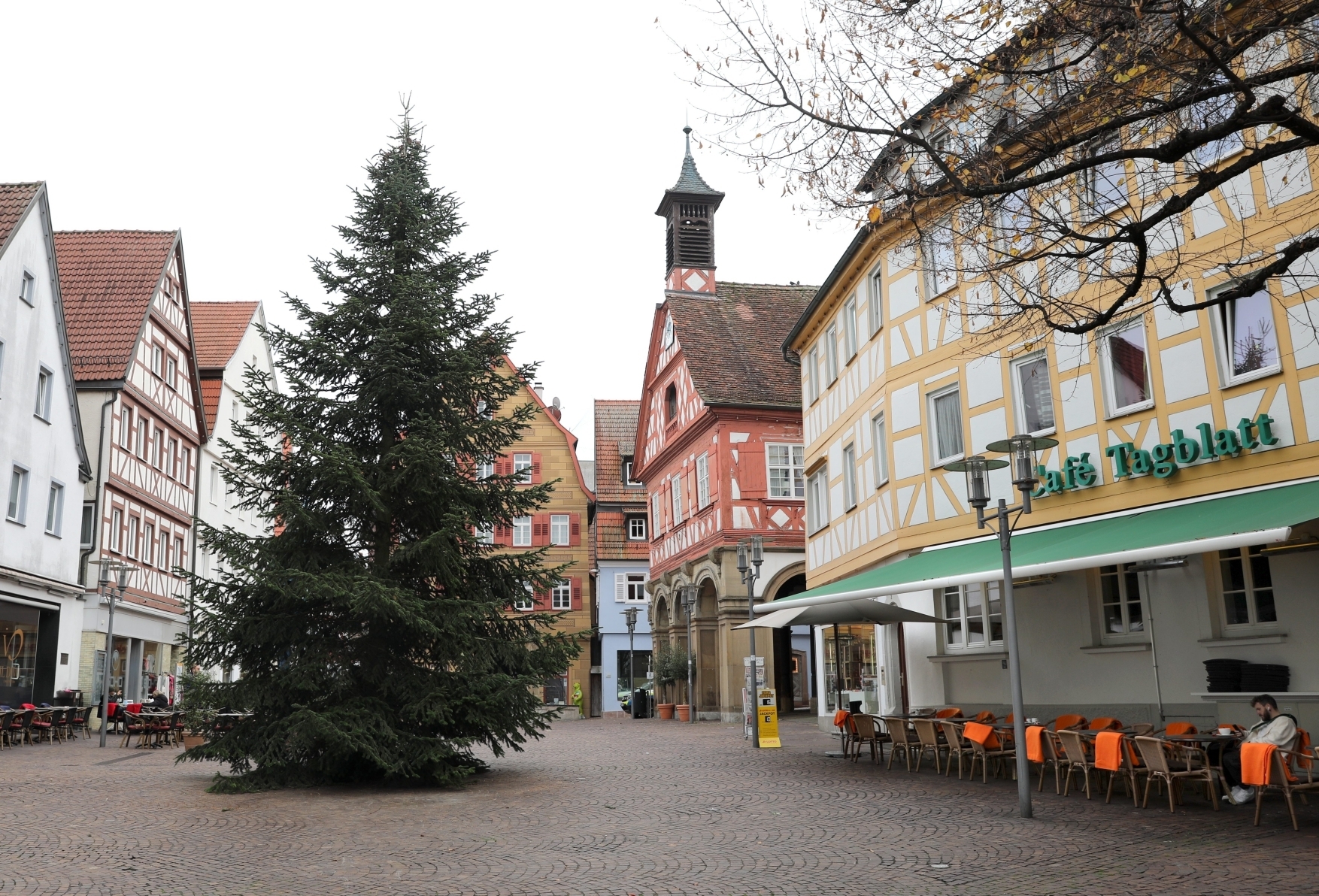 Weihnachtsmarkt in Waiblingen findet 2022 statt - Skihüttengaudi nicht ...