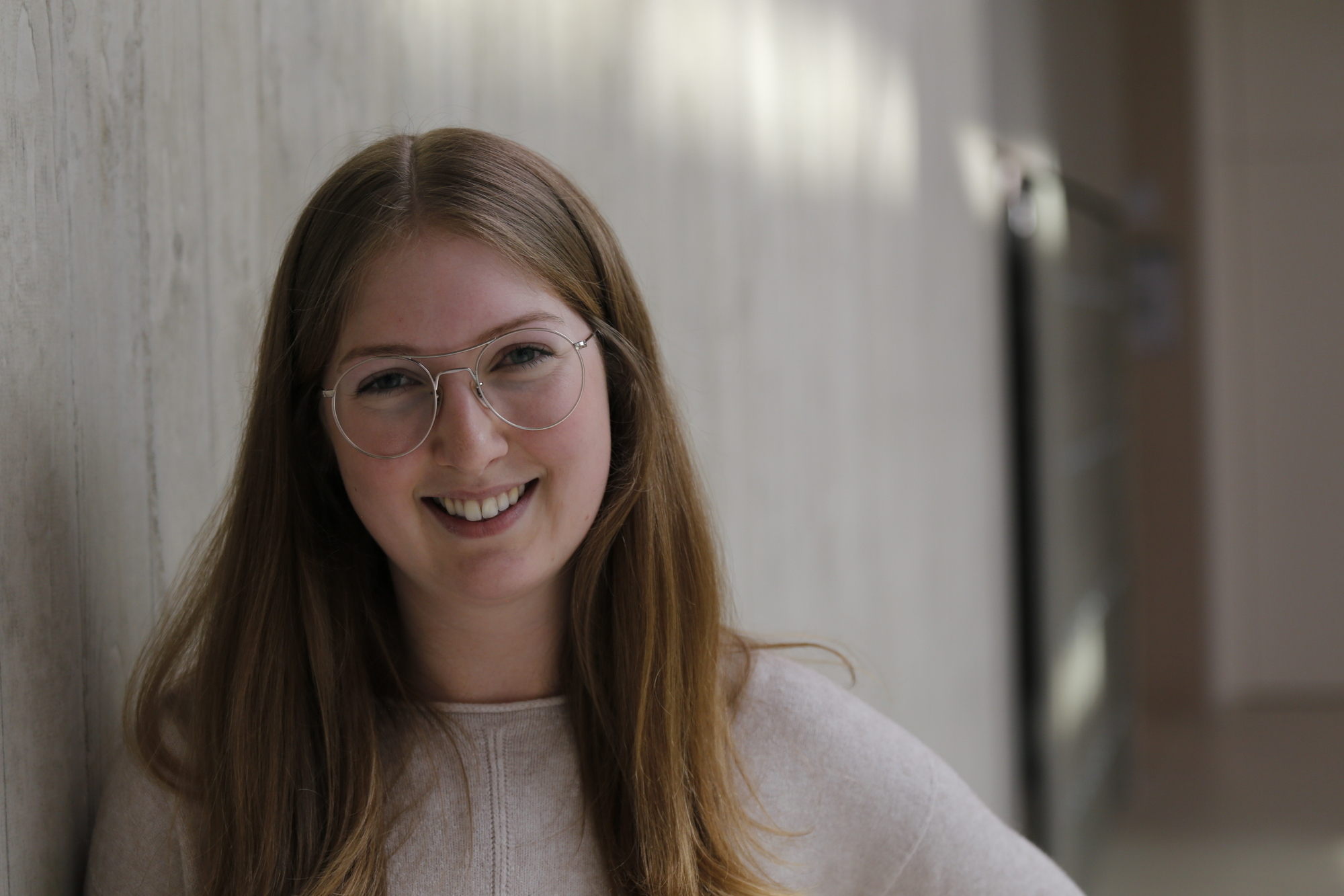 Winnenden: Weinkönigin Carolin Häußer hat nun einen Audi A1 und 70 ...