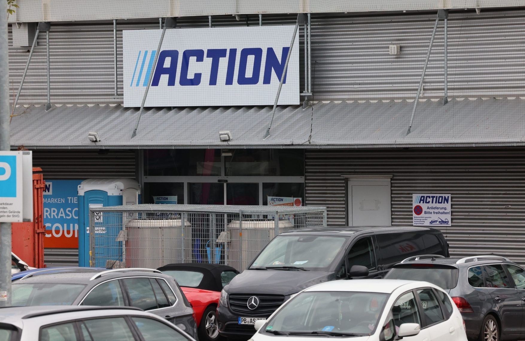 4 Wochen Verspätung: Öffnet die Action-Filiale in Weinstadt wirklich am 1.12.22? - Nachrichten ...