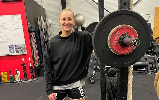 Von Schwaikheim nach Schweden: Lea Grubers Handball-Abenteuer in ...