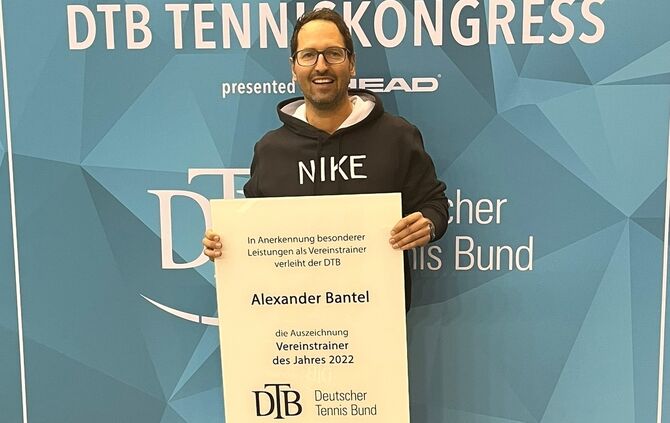 Mit Alexander Bantel geht's beim TC Schorndorf steil bergauf - Sport ...