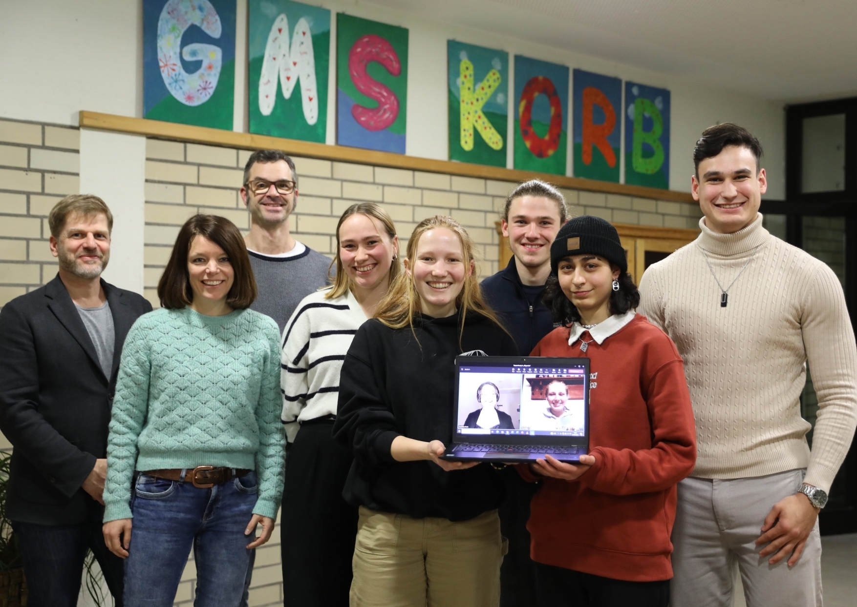 "Lernt ihr wirklich was?": Ehemalige Schüler der Starterschule GMS Korb ...