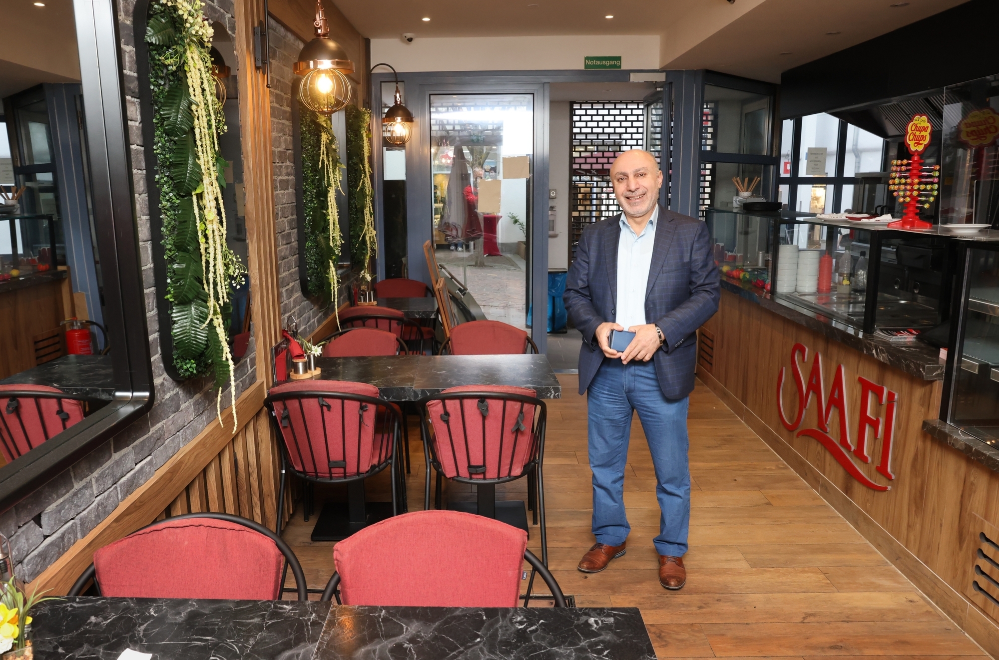 Innenstadt Waiblingen: Warum „Saafi Et & Döner“ seit Sommer 2022 leer ...