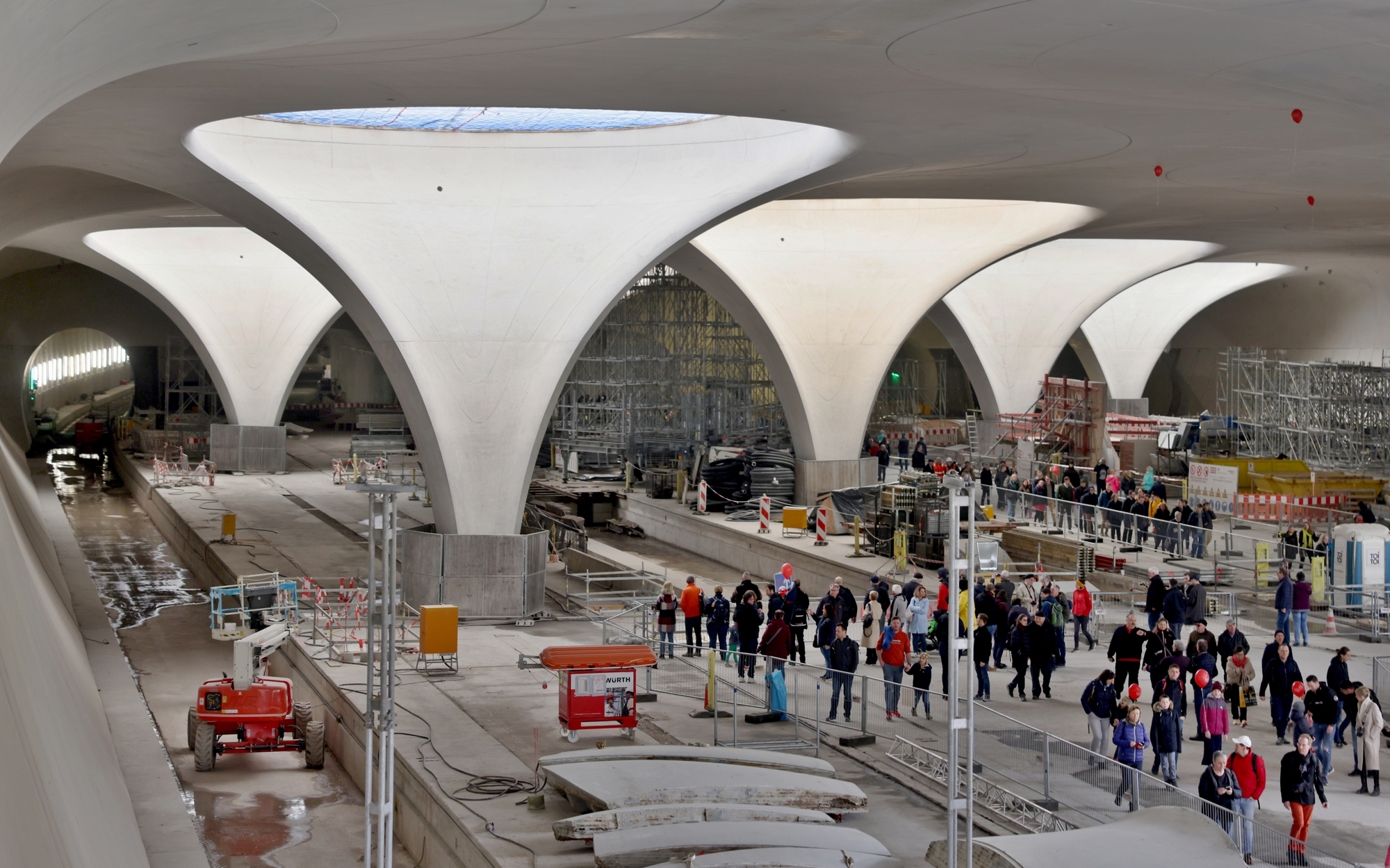 Baustellen-Besuch: Wird mit Stuttgart 21 alles besser? Der neue Bahnhof ...