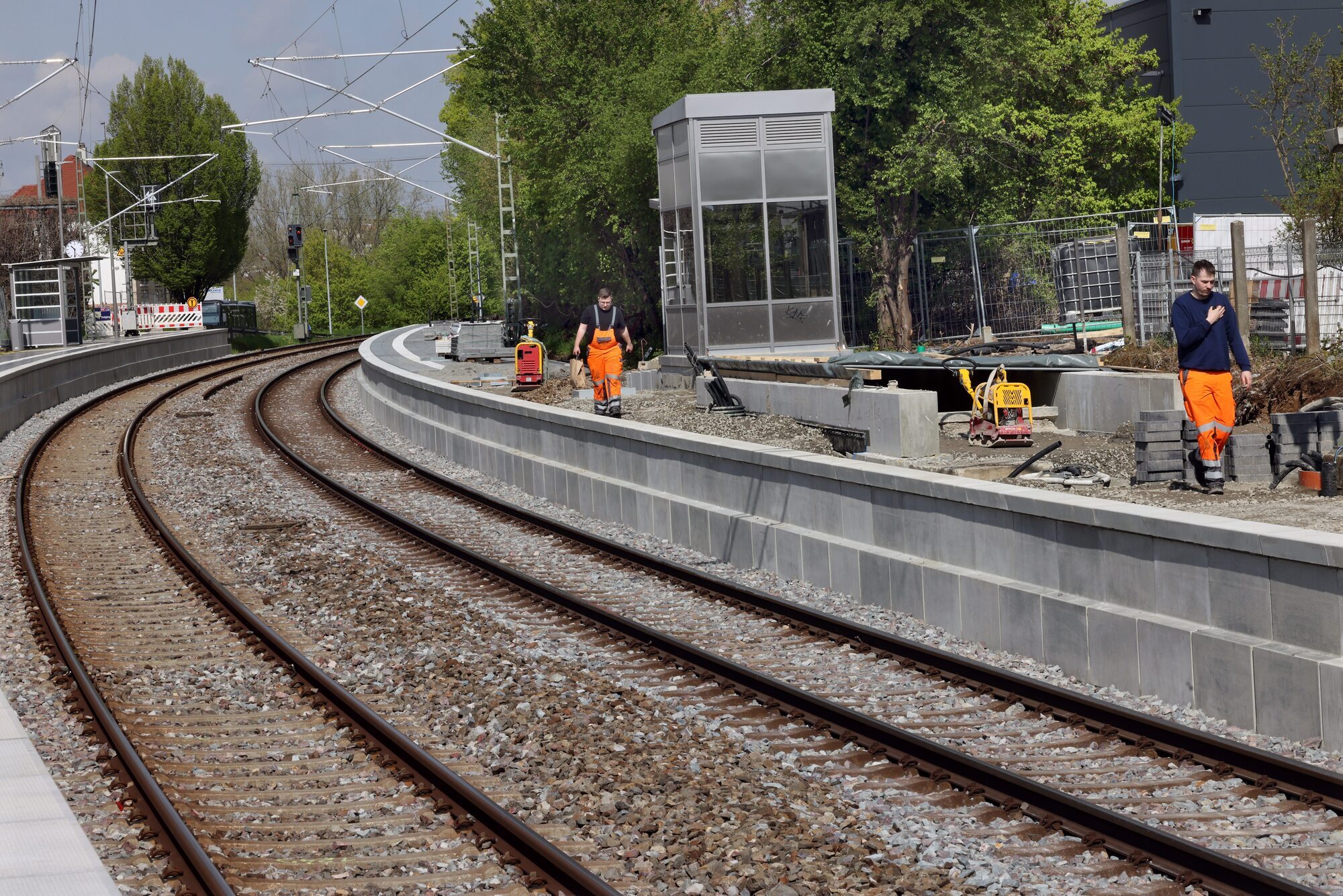 DB in Kernen im Zeitplan: Bahnsteig Rommelshausen soll wie geplant ...