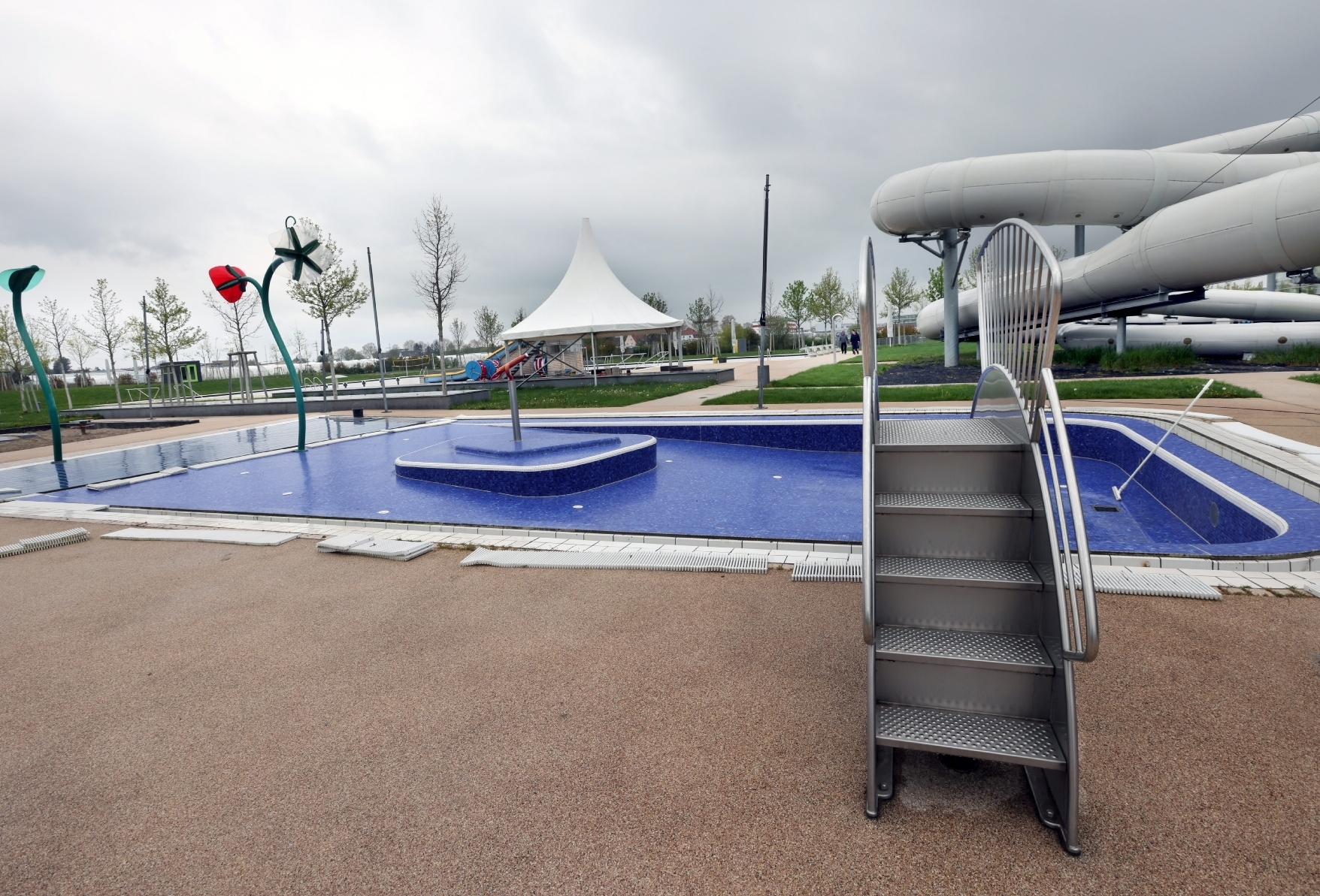 F3 in Fellbach: Wann startet die Freibad-Saison und was kosten die ...