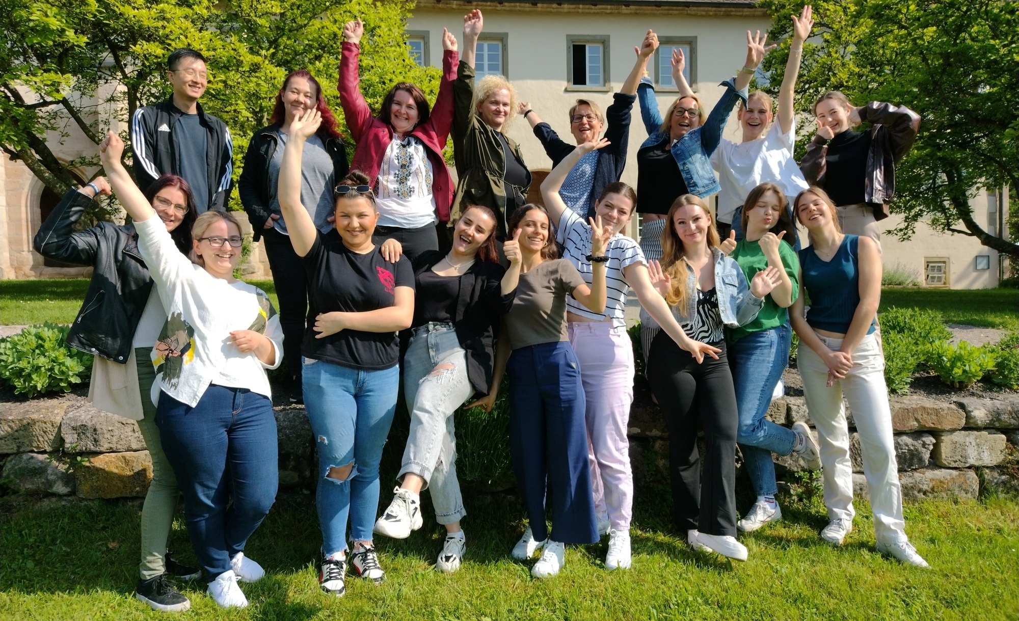 Neues Berufsbild Pflegefachkraft: Erste Azubis kurz vor dem Abschluss ...