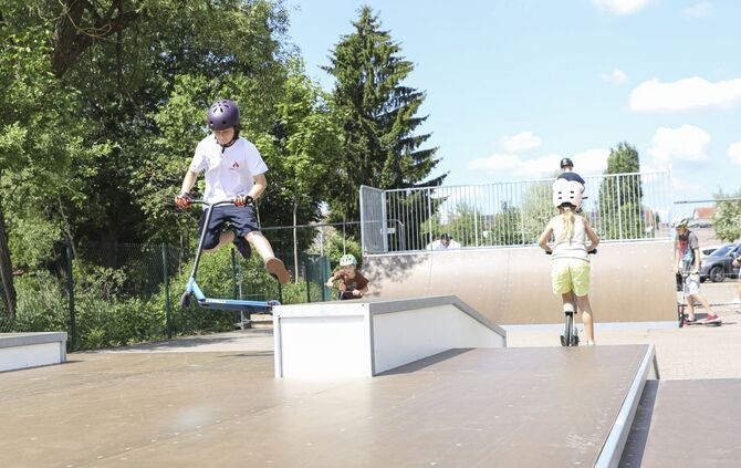 Ein Ort zum Austoben: Neuer Skatepark in Alfdorf-Pfahlbronn eingeweiht - Nachrichten aus Alfdorf ...