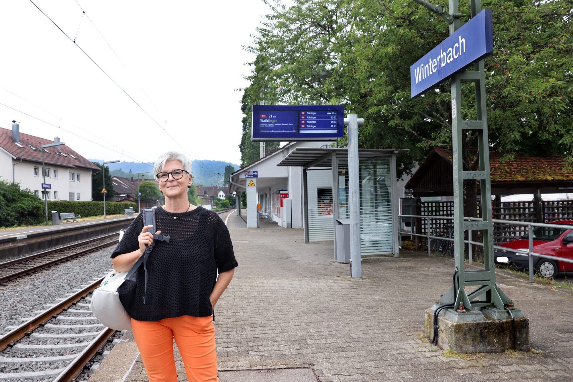 Bahn-Sperrung: Bis zu eineinhalb Stunden Fahrt vom Hauptbahnhof nach ...