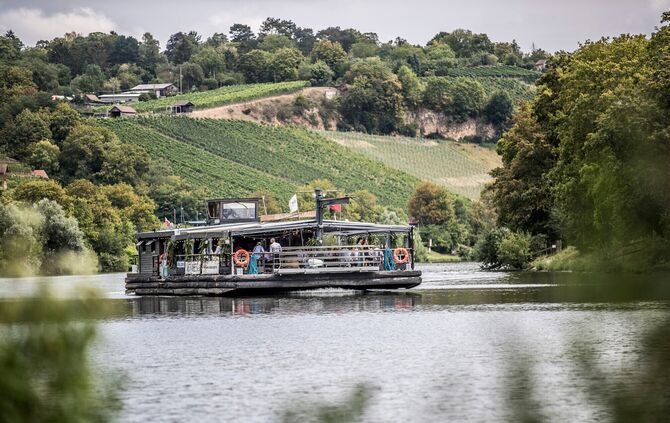Ferien-Überraschung für Kinder bei Schiff-Fahrten mit dem "Neckar-Käptn ...