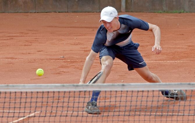 Stuttgarter Kent Müller gewinnt U16 beim Tennisturnier des TC ...