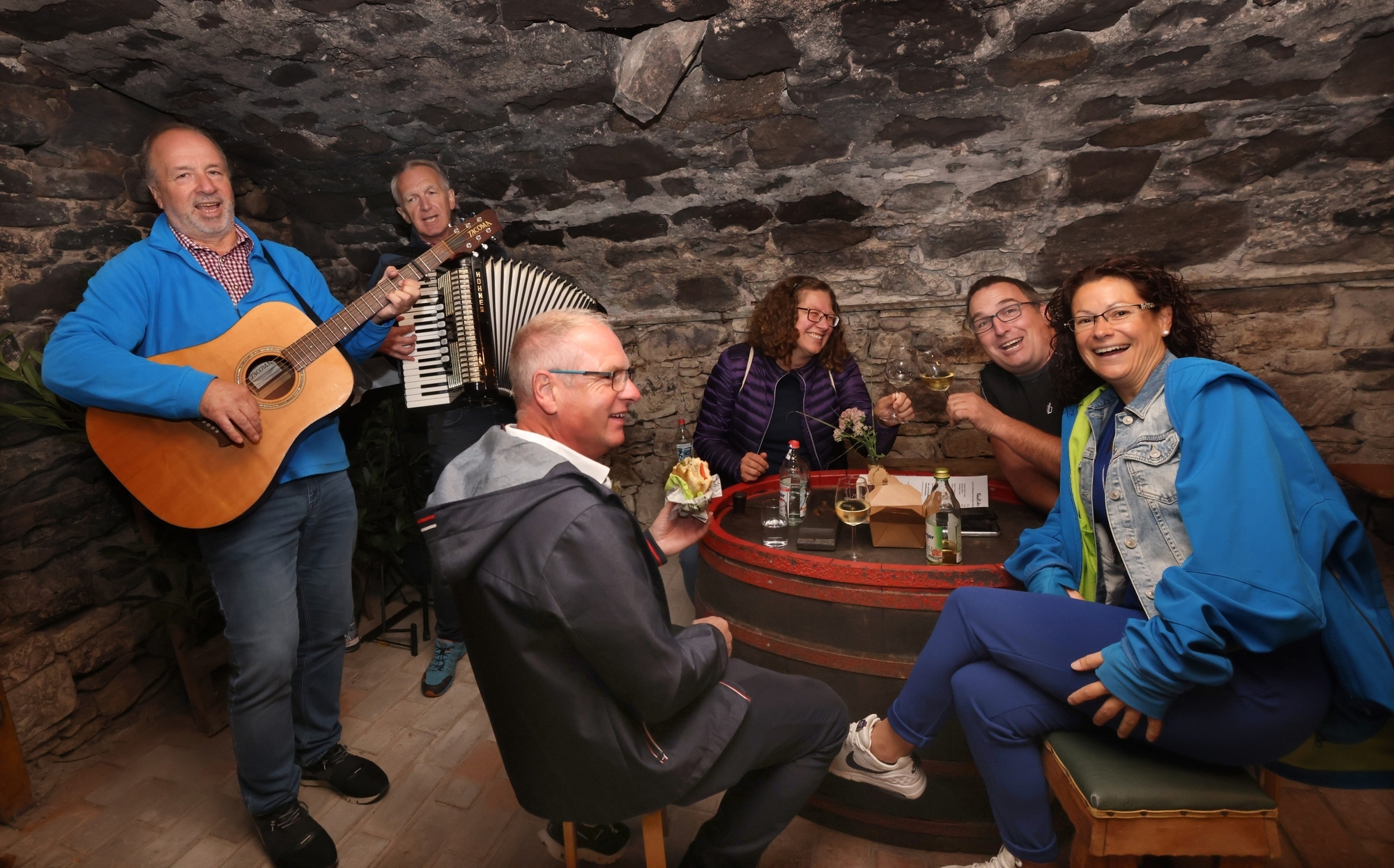 Nacht der Keller 2023 in Weinstadt steht an: Das wird dieses Jahr ...