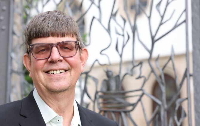 Theologe, Notfallseelsorger und Feuerwehrmann: Grunbach hat einen neuen ...
