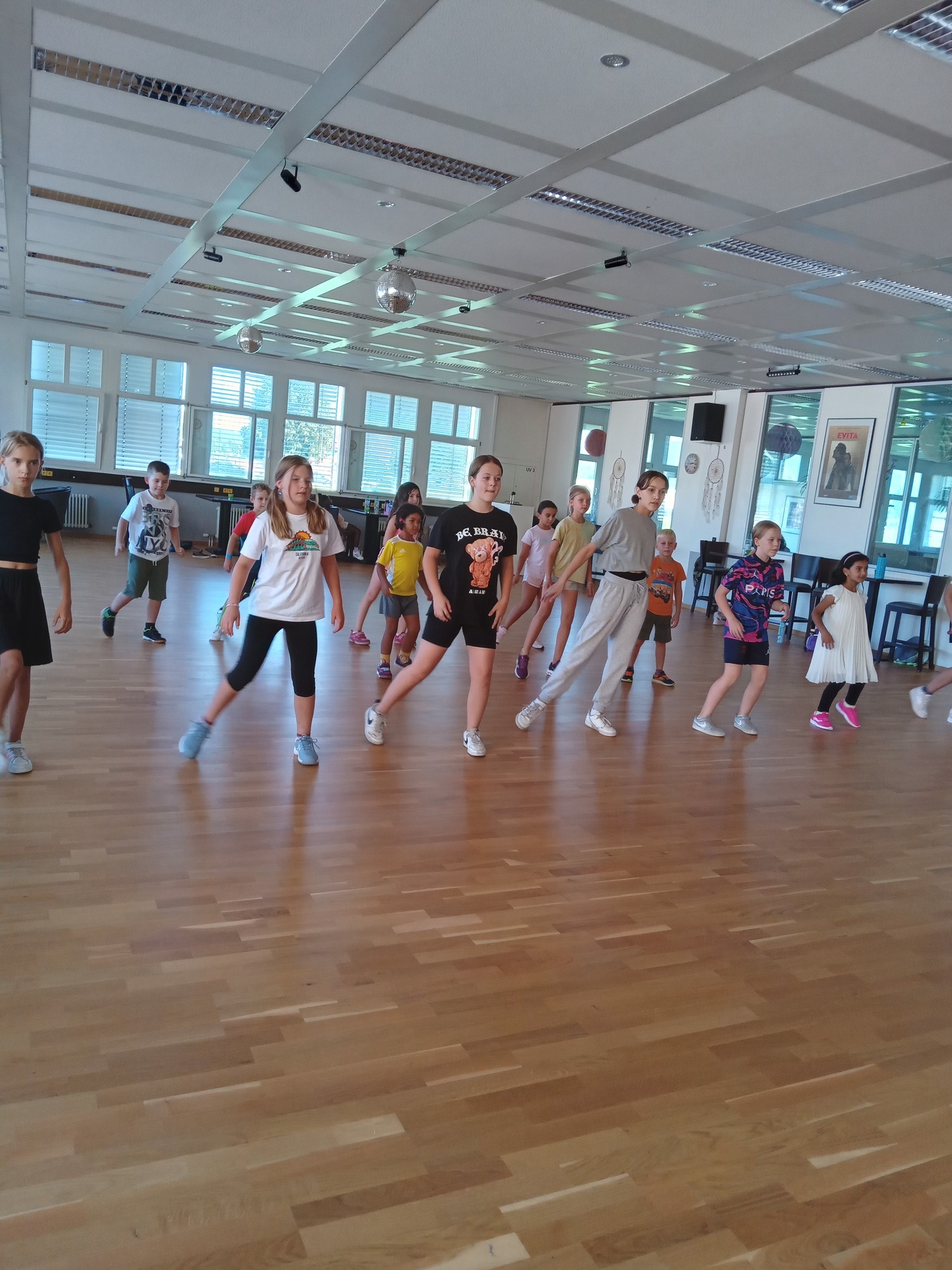 Hip-Hop und Breakdance: Kinderschutzbund Schorndorf lädt zum Tanz-Workshop - Nachrichten aus ...