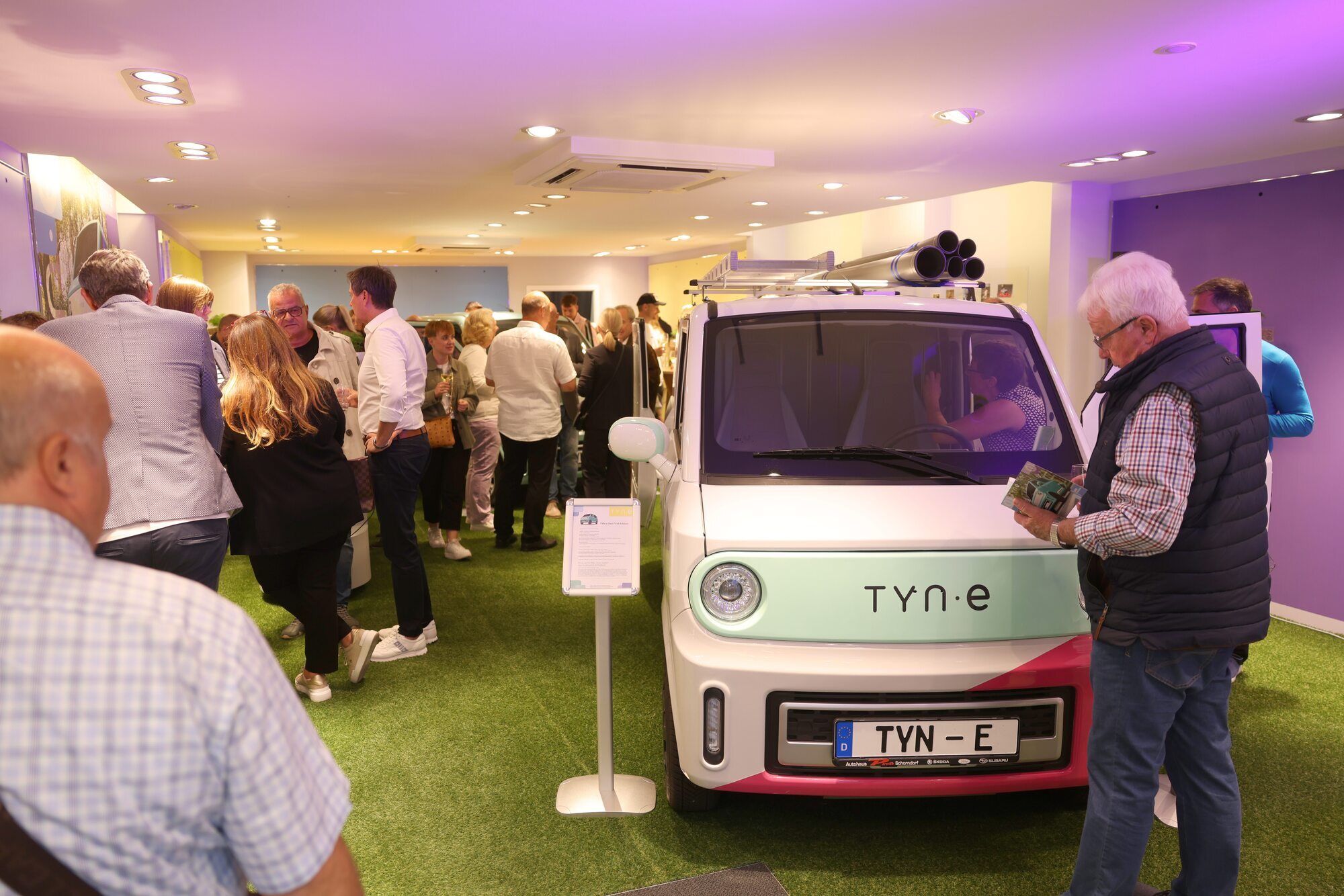 Die Mobilität der Zukunft mit dem "TYN.e": Pop-up-Store in Schorndorf ...