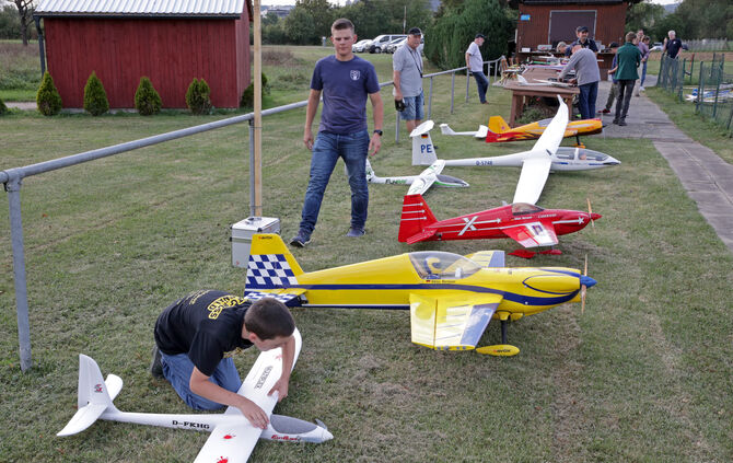 Fliegergruppe Schorndorf: Was Jugendliche beim Modellflug für den Beruf ...
