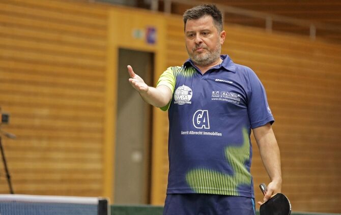 Er kann's noch: Karakasevic begeistert wieder Tischtennis-Fans in ...