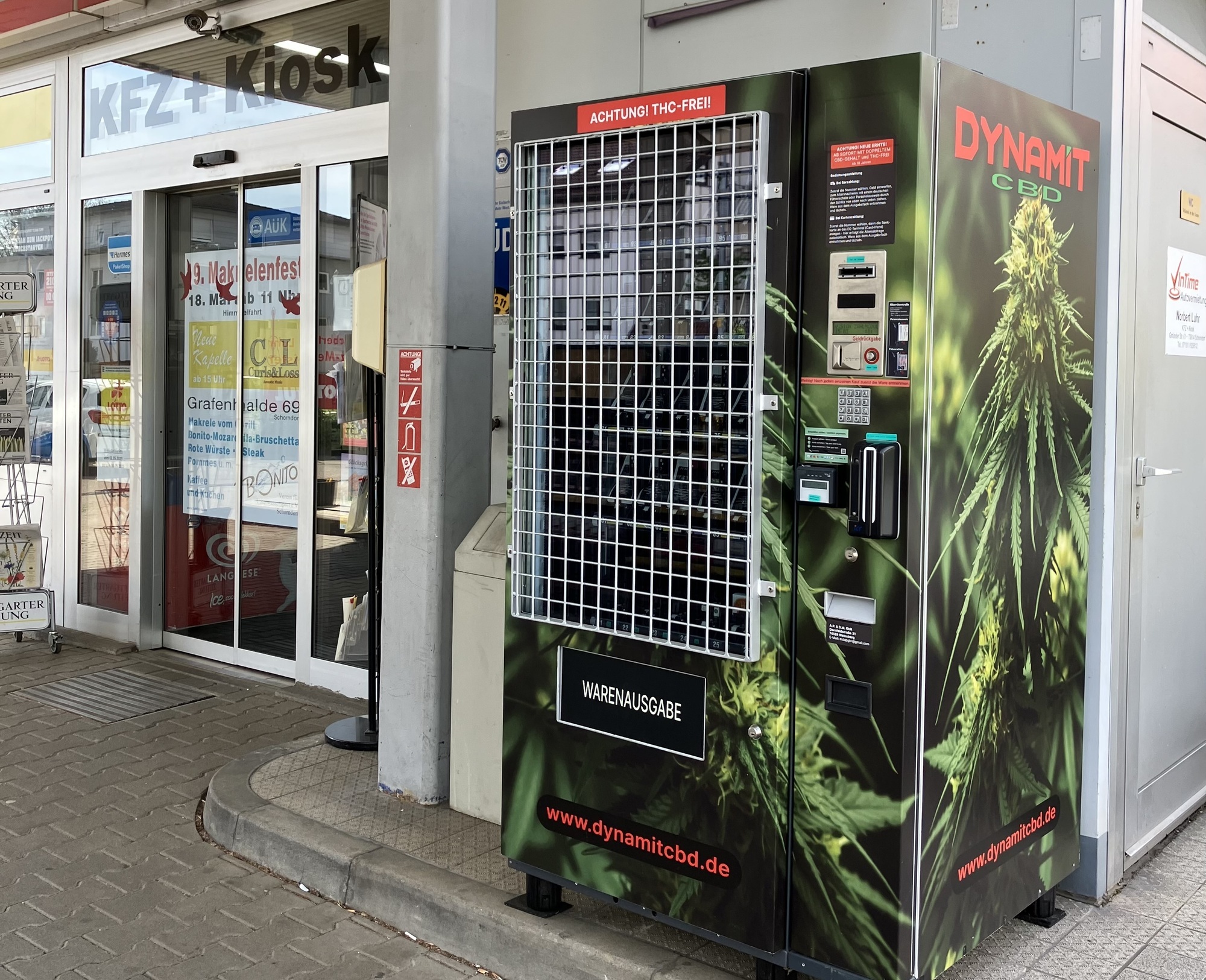 CBD-Automat in Schorndorf aufgebrochen: Polizei sucht Zeugen ...