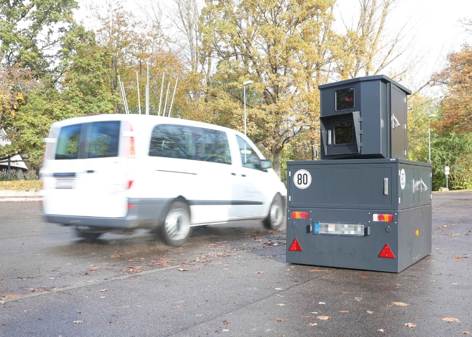 Neue Blitzer-Anhänger "Rems" und "Murr" im Landkreis im Einsatz: Was haben sie gekostet ...