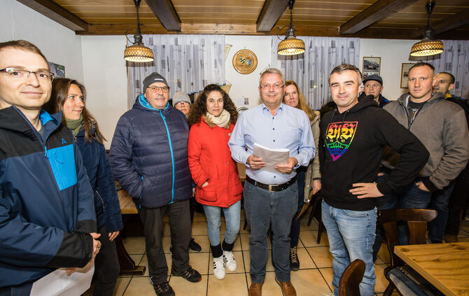 Winnenden-Höfen: Zwei Unterschriftenaktionen gegen Flüchtlingsheim ...