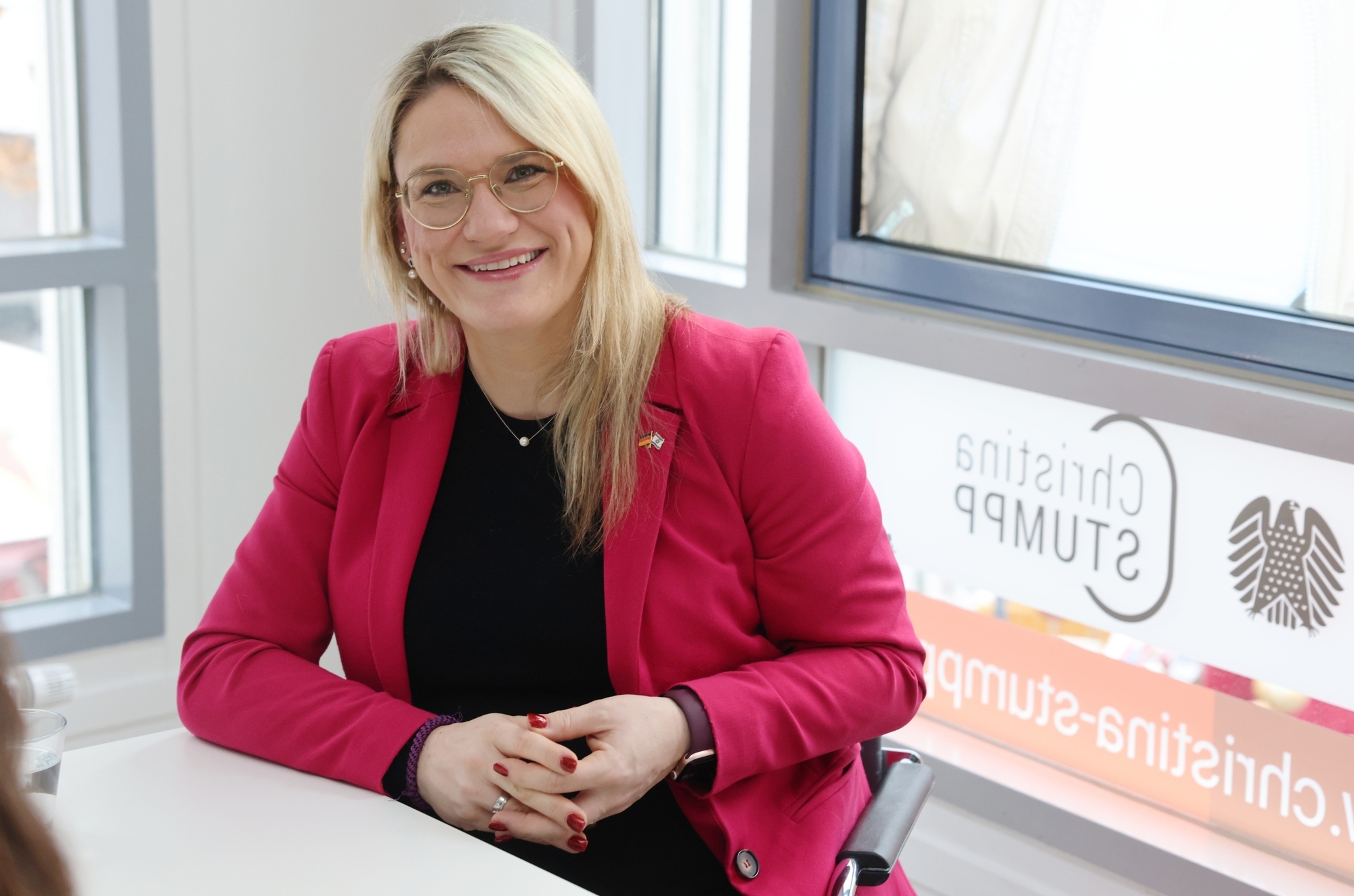 Mütter an die Macht: Christina Stumpp kehrt bald mit Baby nach Berlin ...