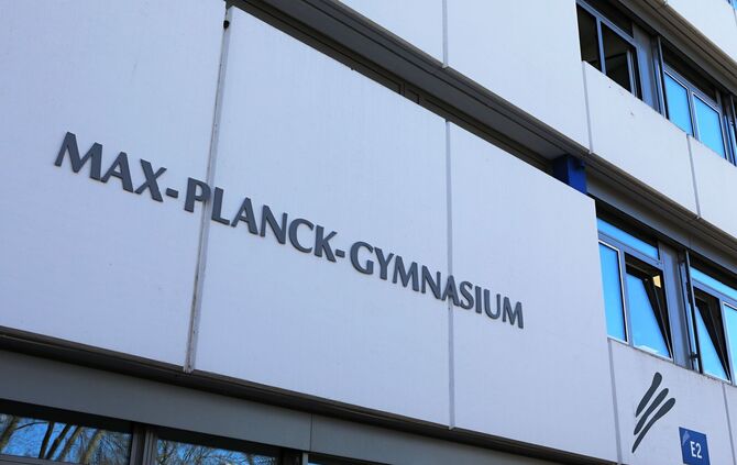 Neue Schulleiterin am MPG Schorndorf: Nachfolge von Markus Wasserfall ...