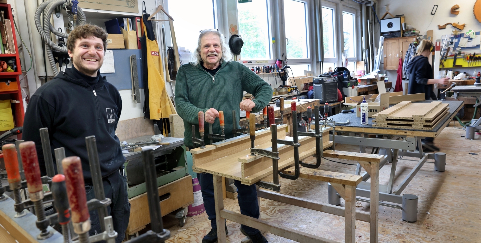 Gut aufgestellt, trotz Bau-Krise: Roman Reizel übernimmt Schreinerei ...