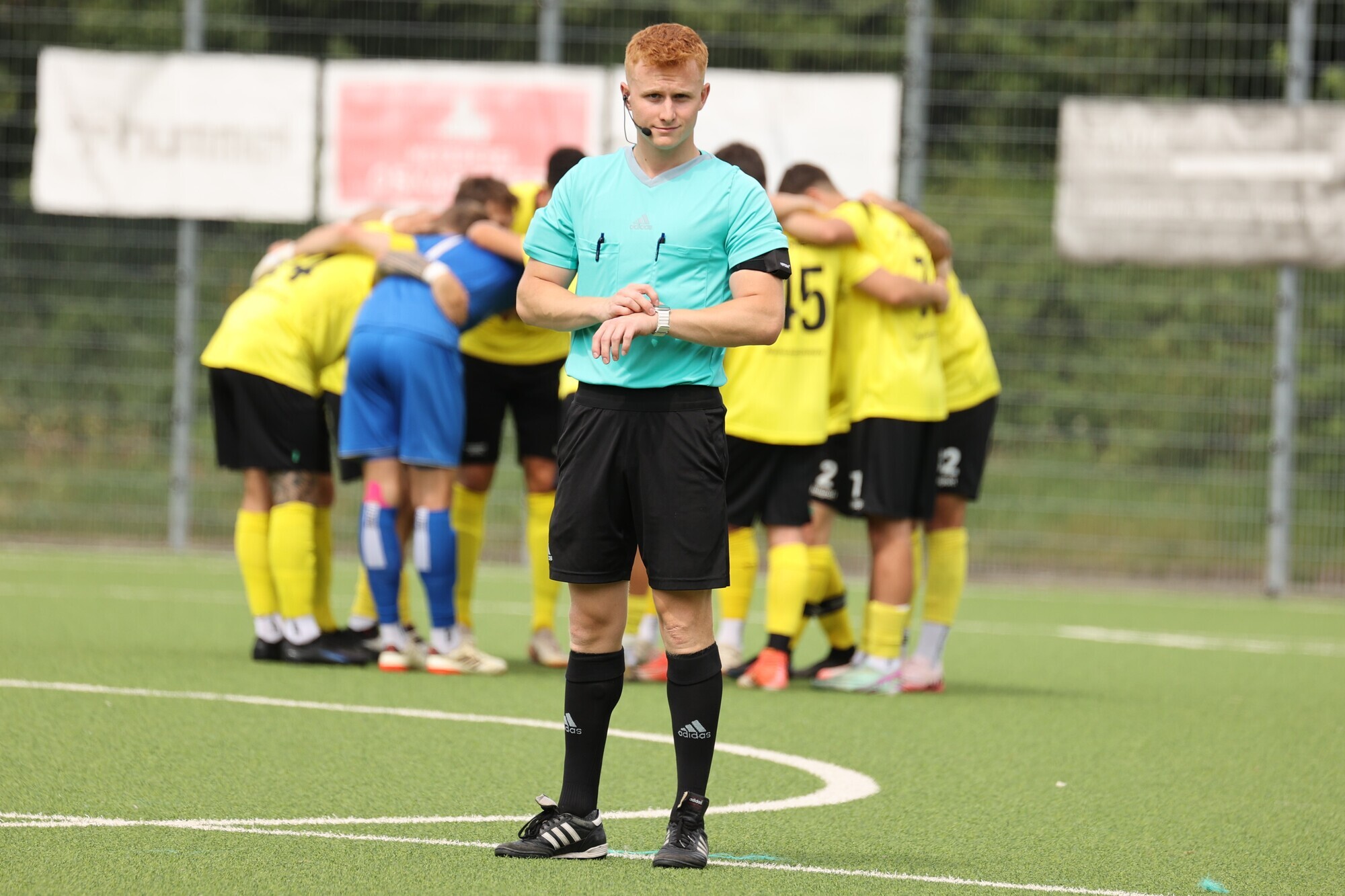 Neu in der Landesliga: Schiedsrichter Marc Seidl (21) geht als Vorbild ...