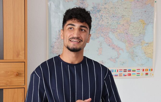 Auf Flucht hat er den Tod gesehen: Nun lernt Abubaker aus Waiblingen ...
