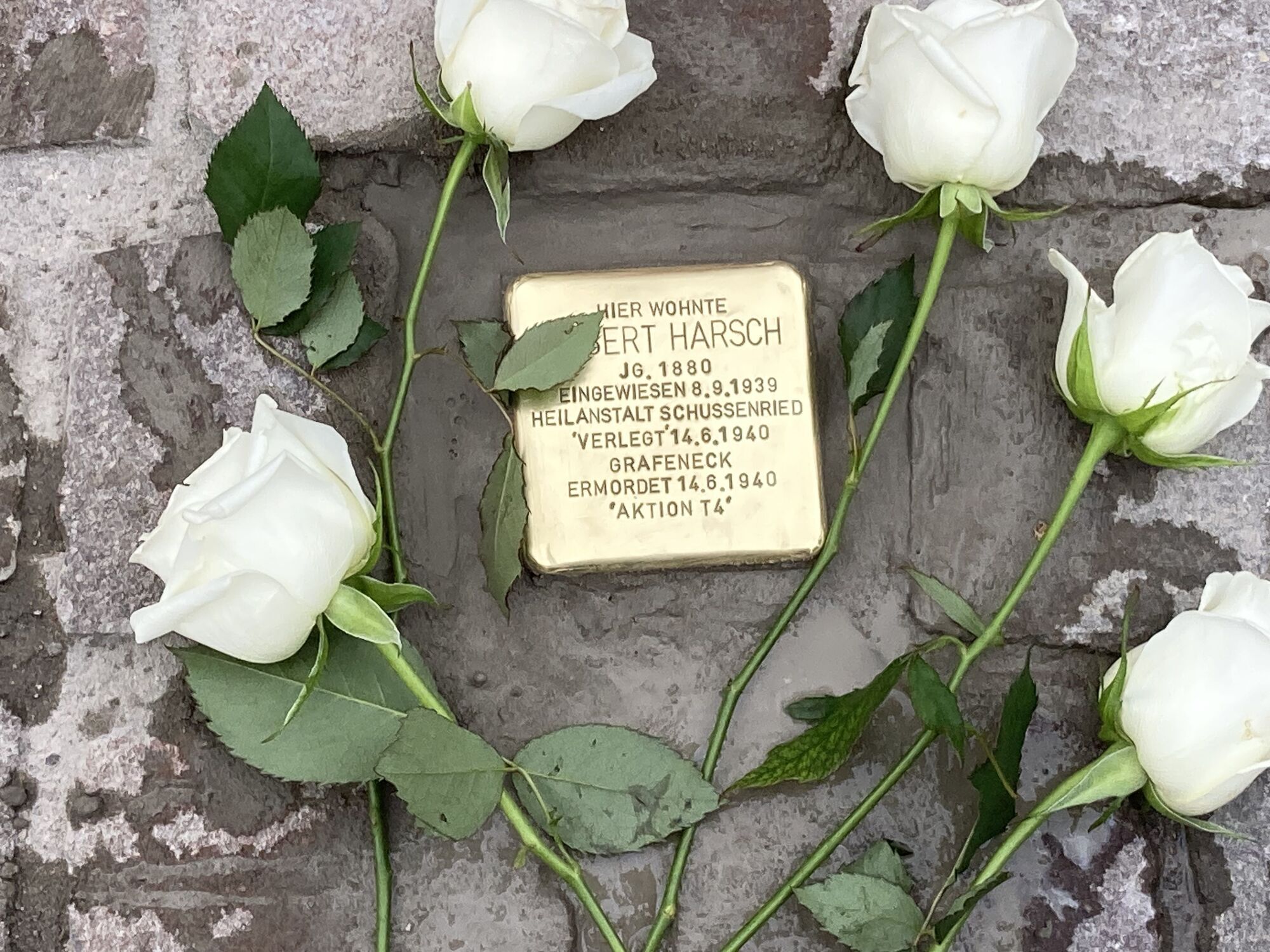 Weinstadt: Erste Stolpersteine für NS-Opfer sollen im Herbst 2025 ...