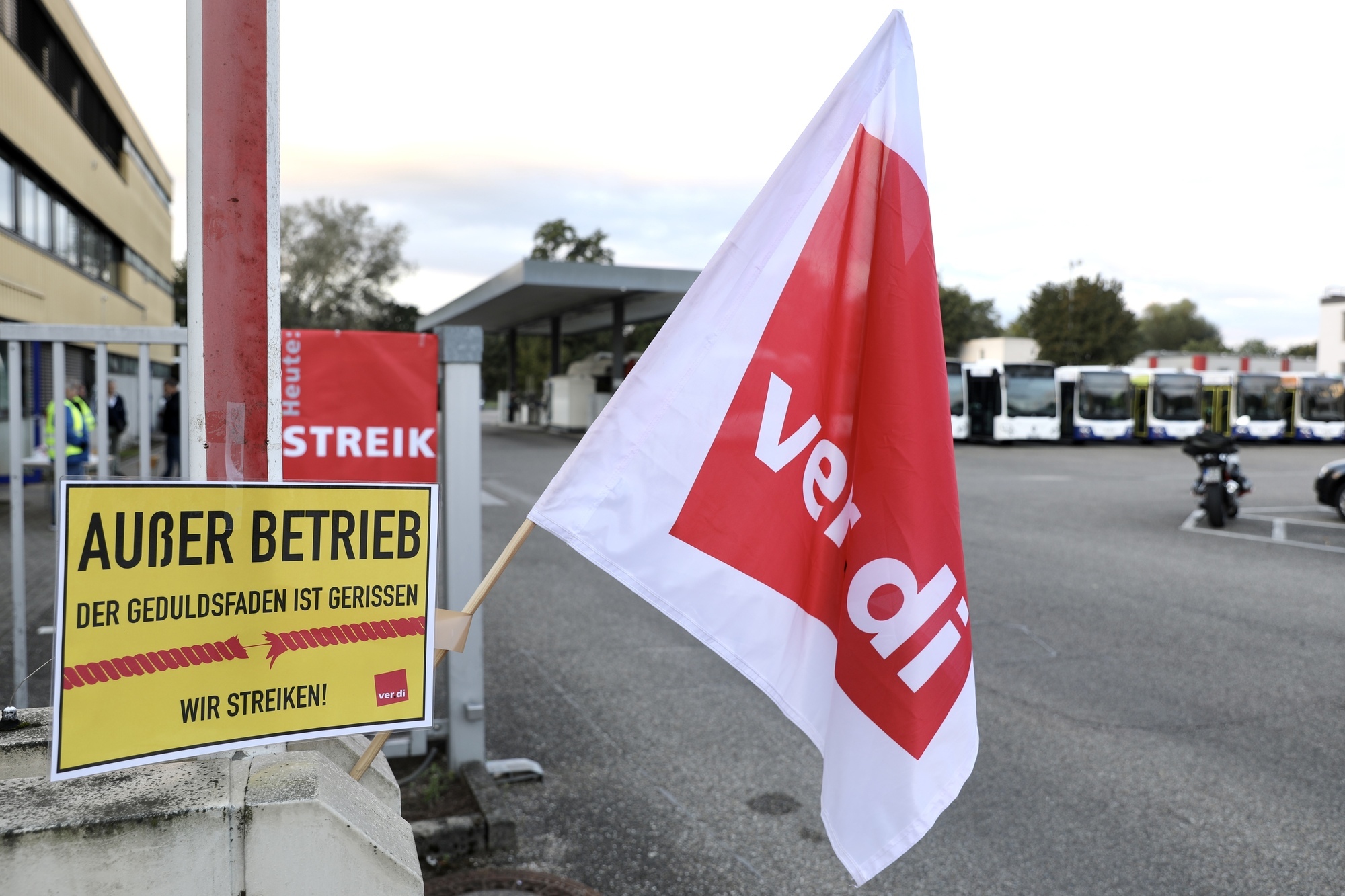 Busfahrer streiken Dienstag und Mittwoch in Waiblingen, Backnang, und ...