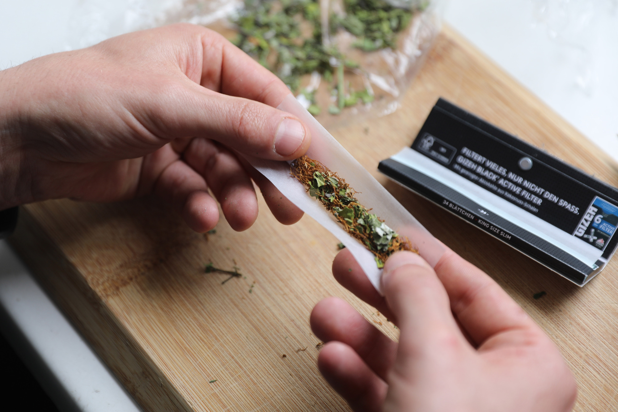 Grüne Koffer im Rems-Murr-Kreis sollen übers Kiffen aufklären - Nachrichten aus dem Rems-Murr ...