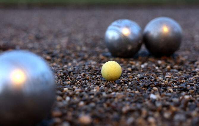 Boule spielen im Winter? In Winterbach brauchen sie keine ...