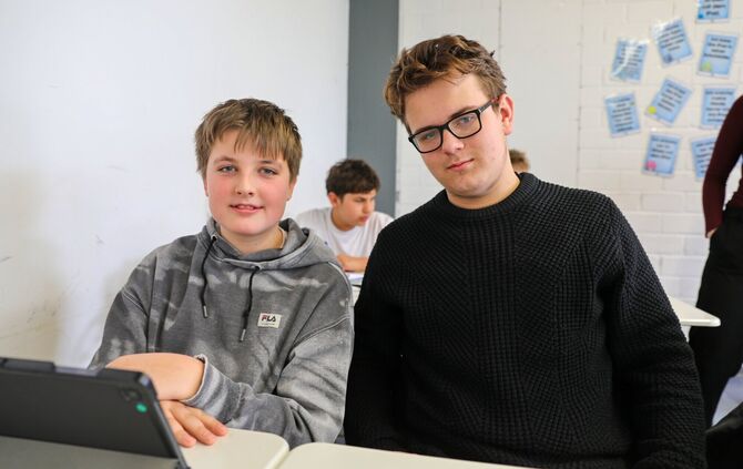 „ChatGPT macht meine Hausaufgaben“: Schüler schätzen KI - sehen aber ...