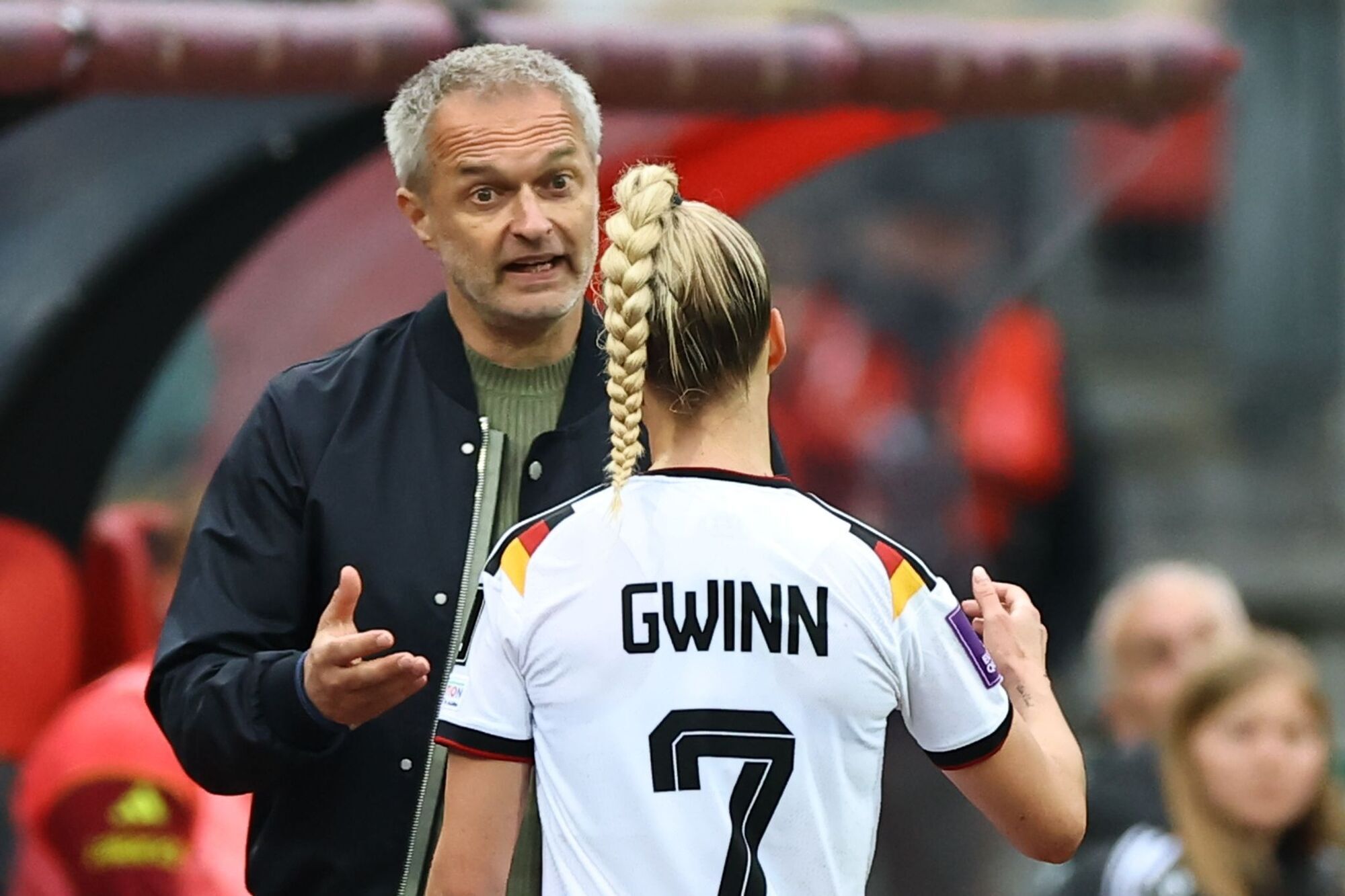 Giulia Gwinn verpasst letzte Spiele der WM-Quali - Nachrichten aus ...