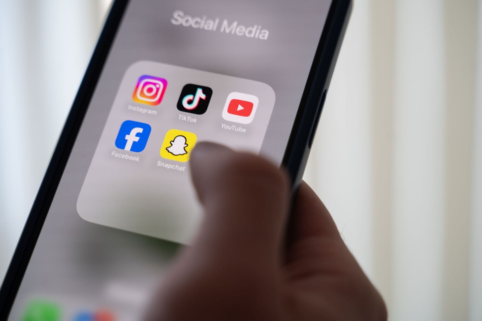 Bildungsexperten für Social Media-Verbot an Grundschulen - Nachrichten ...