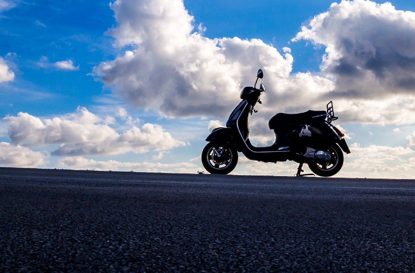 Unfall zwischen Roller und Traktor - Polizeibericht Rems-Murr-Kreis ...